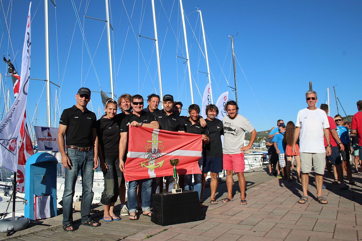 PSV-Team holt beim S-Cup den Siegerpokal - alleswind