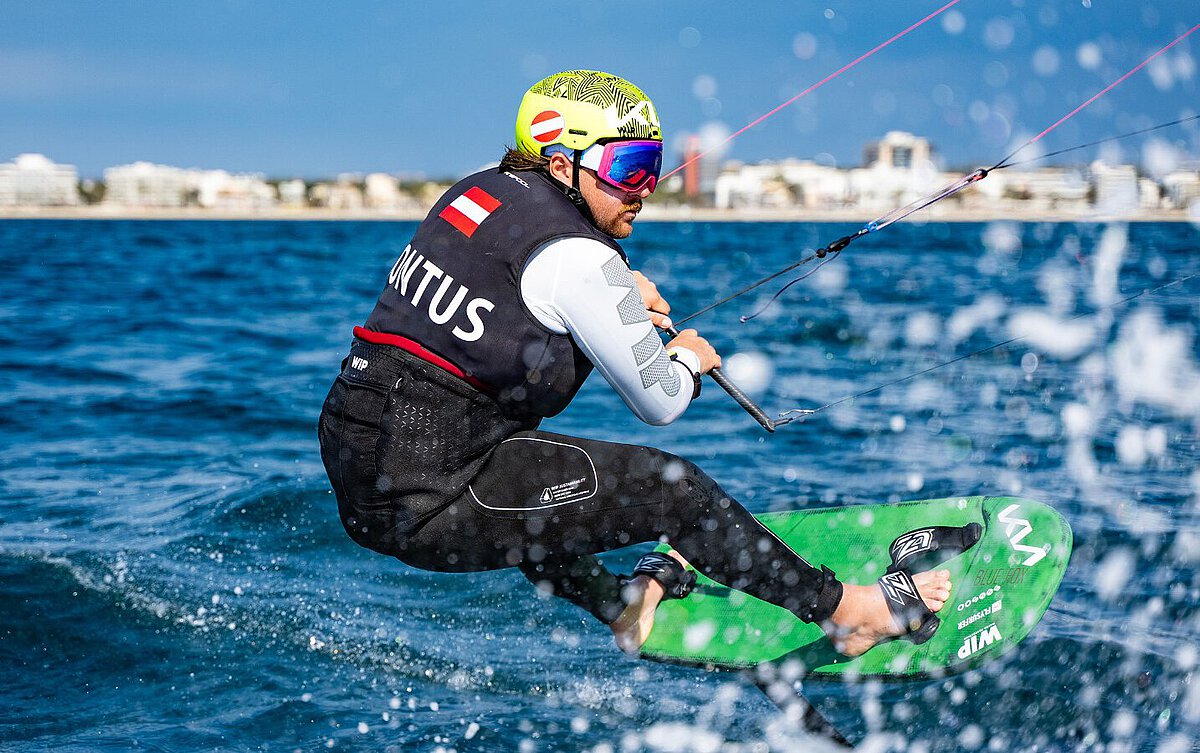 Olympiasieger Valentin Bontus Dritter bei Weltcup-Auftakt - alleswind